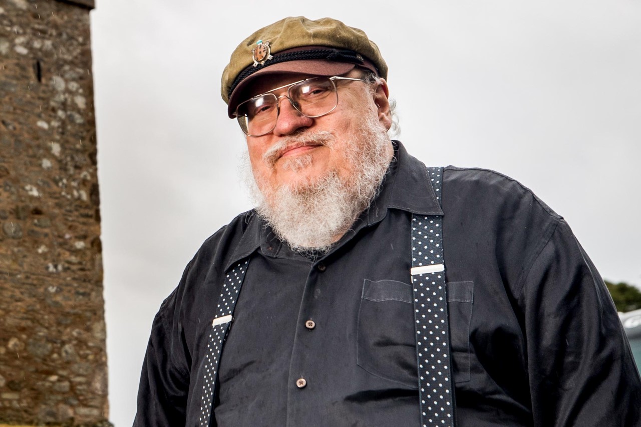 George R.R. Martin está em quarentena e escreve livros de "Game of ...